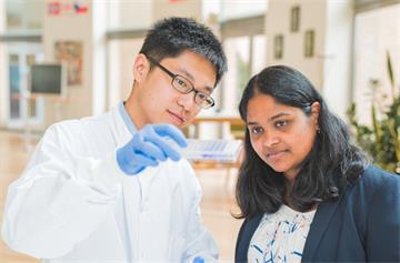 Oxford team aims to detect lung cancer early via a simple blood test ...